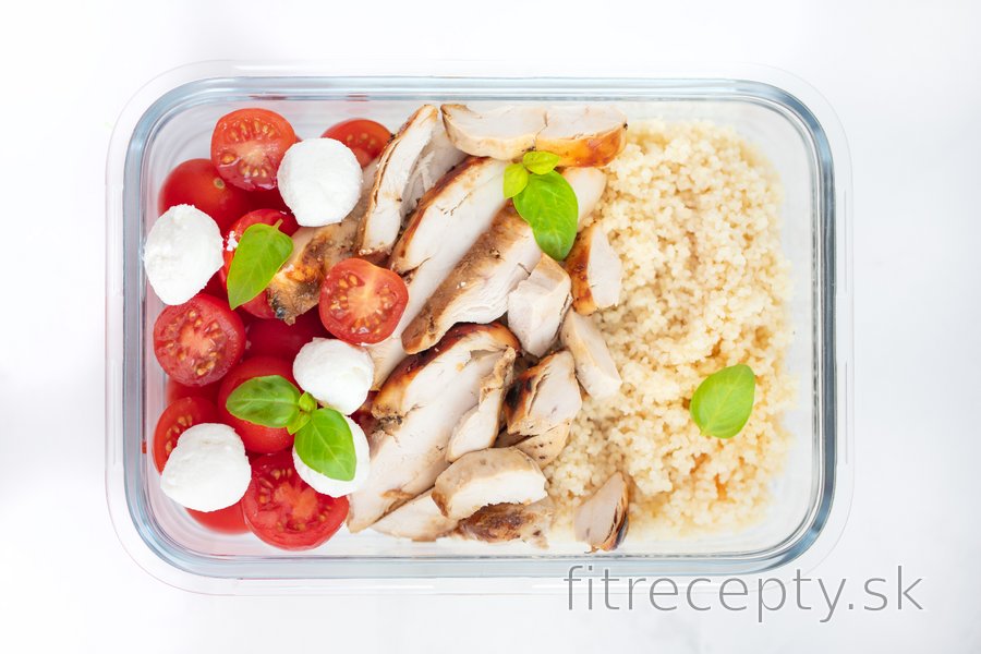 Caprese kurací teplý šalát | fitrecepty.sk